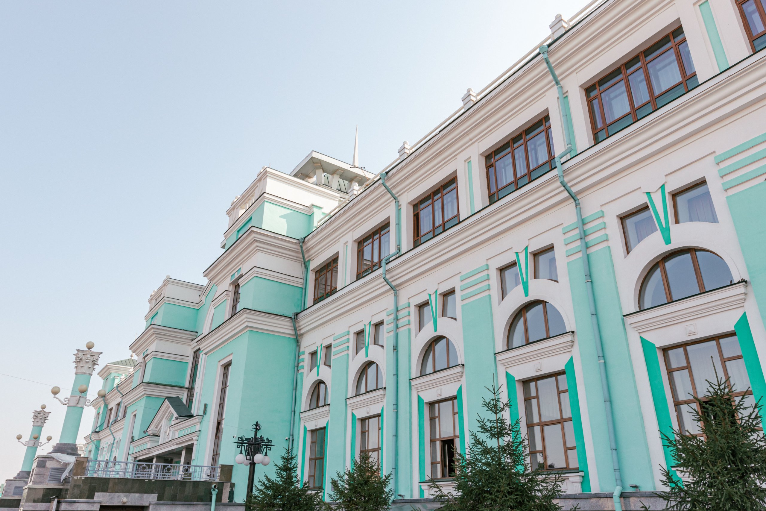 Охрана ж/д вокзала не заметила самодельную бомбу в сумке сотрудника ФСБ ...